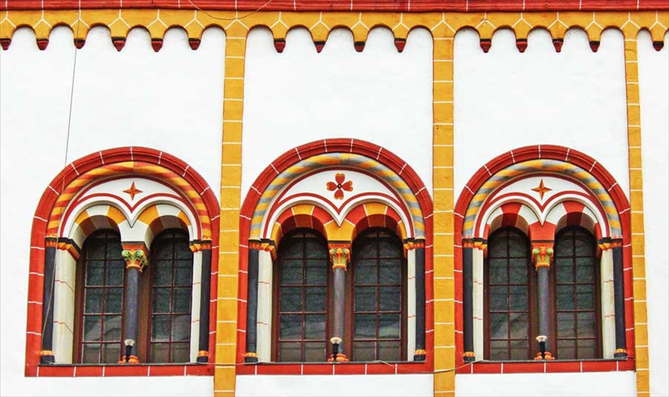 ドイツのロマネスク建築 - ドイツ歴史探訪